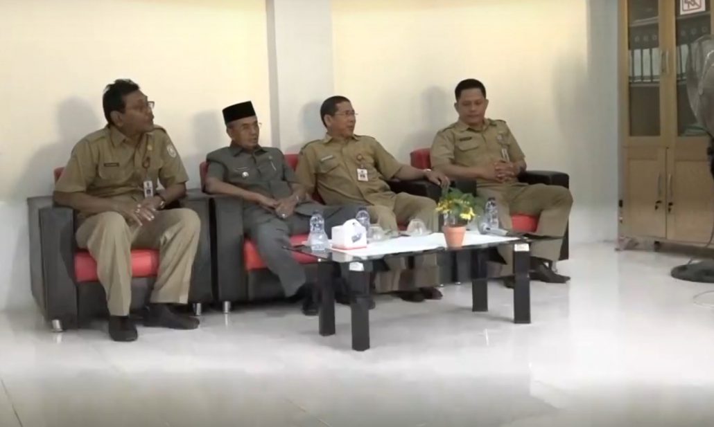 “SI MOLEK” Apliaksi Pelayanan Pemerintahan Dalam Melayani Permintaan ...