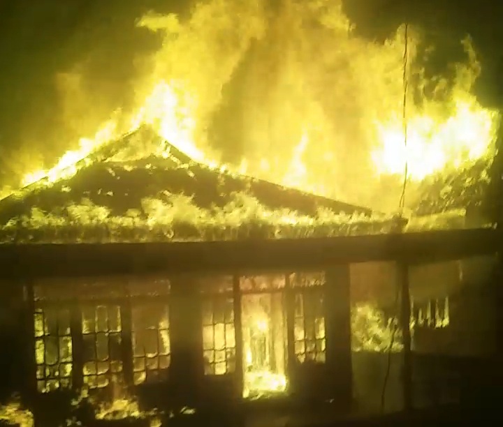 Geger, Api Berkobar Hebat di Sungai Aning Astambul – Pemerintah ...