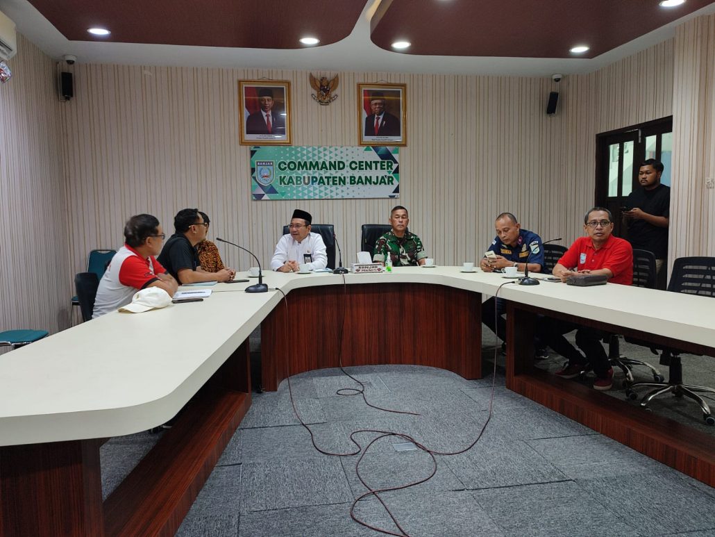 Gerakan Pembagian 10 Juta Bendera Merah Putih Dievaluasi – Pemerintah ... Gerakan Pembagian 10 Juta Bendera Merah Putih Dievaluasi – Pemerintah ...